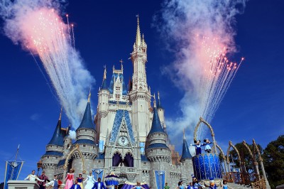 Magic Kingdom Castle jigsaw puzzle in Castles puzzles on ...