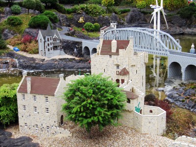 Medieval Scottish Lego Castle jigsaw puzzle in Castles puzzles on ...