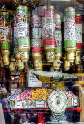 Candies jigsaw puzzle in Food & Bakery puzzles on TheJigsawPuzzles.com ...