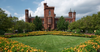 Smithsonian Castle & Parterre jigsaw puzzle in Castles puzzles on ...