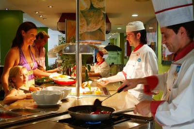 Hotel Club Mac, Mallorca, Spain jigsaw puzzle in Food & Bakery puzzles ...