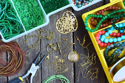 Beadwork Accessories jigsaw puzzle in Handmade puzzles on ...