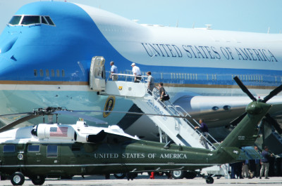 Air Force One jigsaw puzzle in Aviation puzzles on TheJigsawPuzzles.com