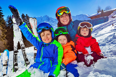 Family Ski Holiday in the French Alps jigsaw puzzle in People puzzles ...