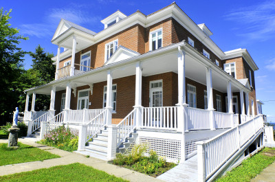 Typical Canadian House, Gaspesie, Quebec jigsaw puzzle in Street View ...