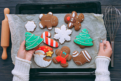 Faire des biscuits pour une fête de Noël Puzzle en Noël et Nouvel An ...